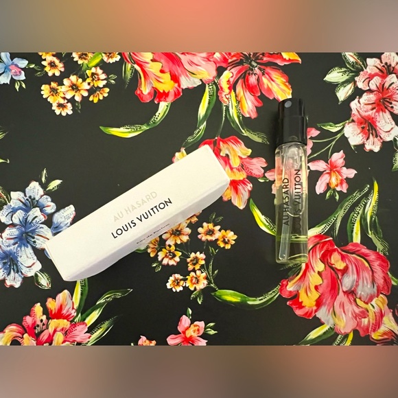Louis Vuitton | Other | Louis Vuitton Sample Size Fragrance Au Hasard ...